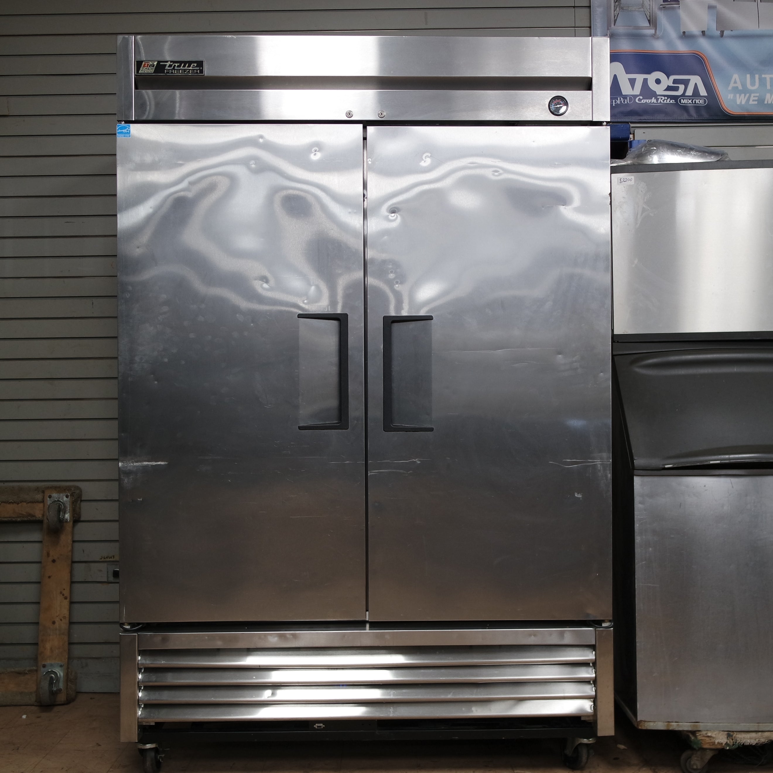 [USED] True T-49F-HC 54" Solid 2 Door Reach-In Freezer