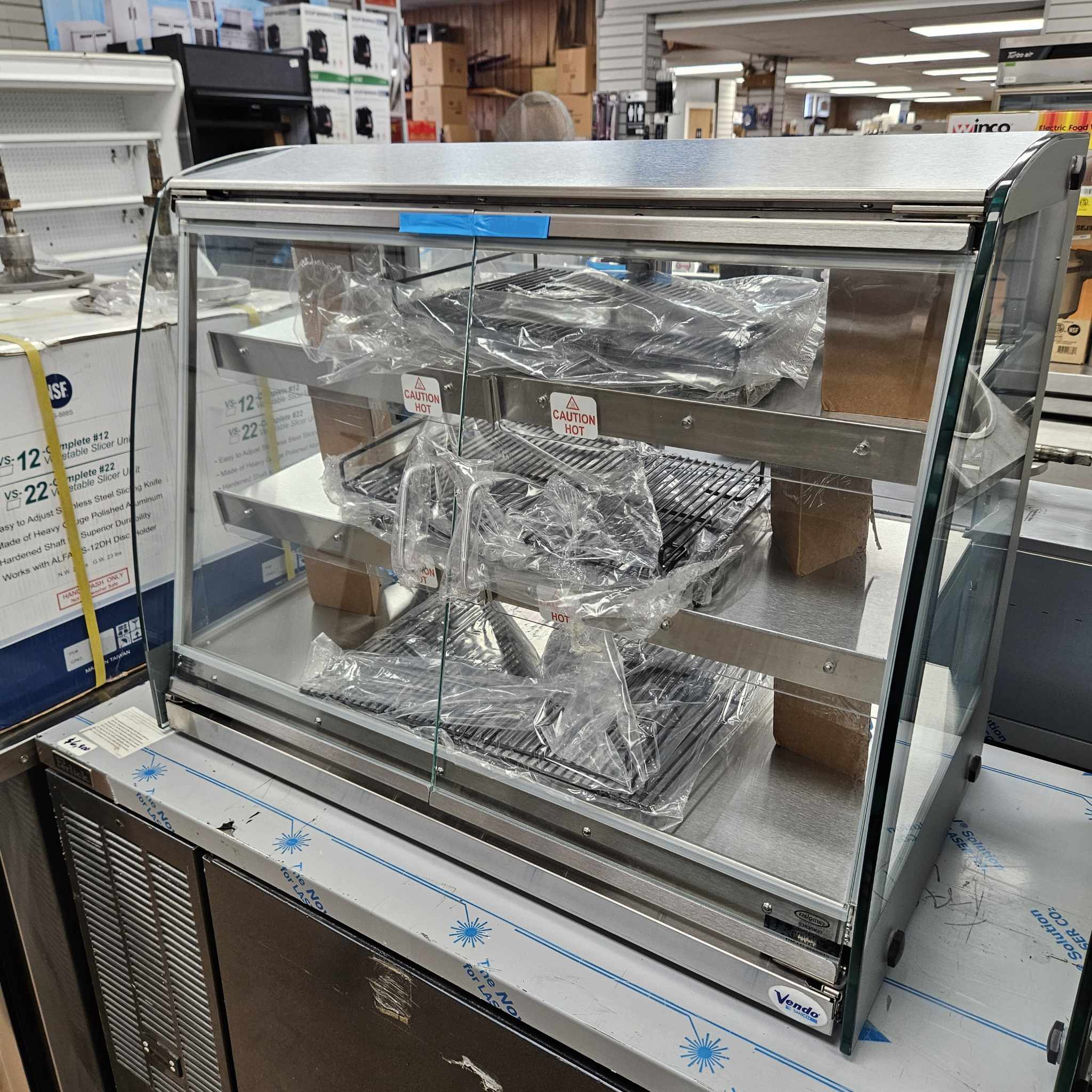 SandenVendo HFDC00005 35" Countertop Pass Thru Heated Display Case [OP